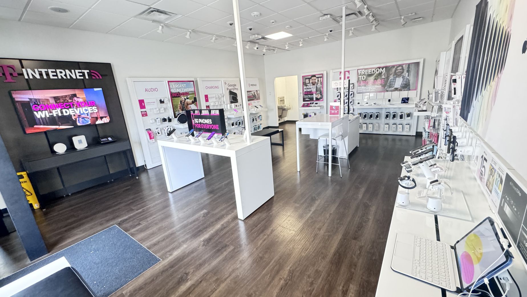 T-Mobile Firestone & Colorado: Neighborhood Store in Firestone, CO