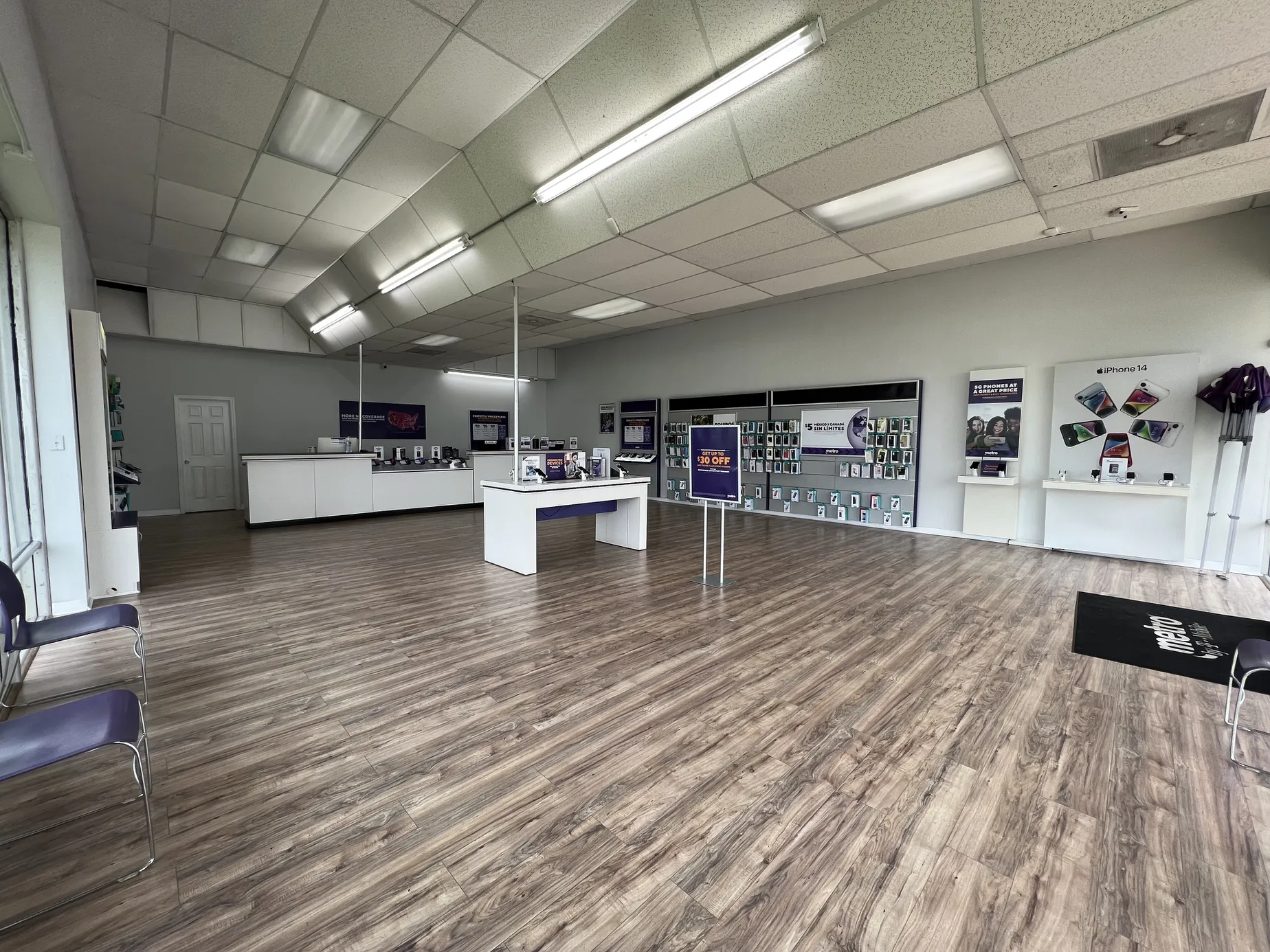 Metro by T-Mobile 6701 N Tryon St | Charlotte, NC