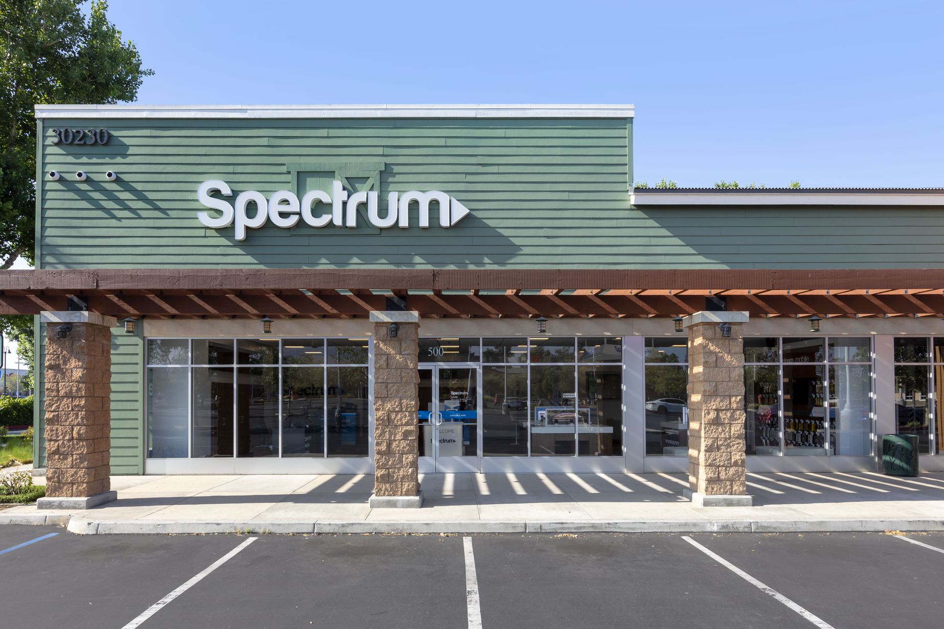 30230 Haun Rd, Menifee, CA – Spectrum Store