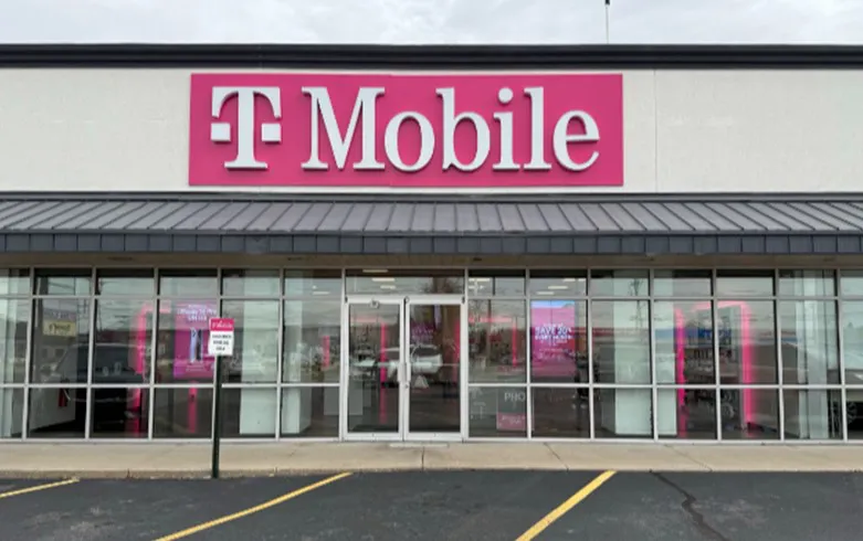 T-Mobile Main & Commerce | Bluffton, IN