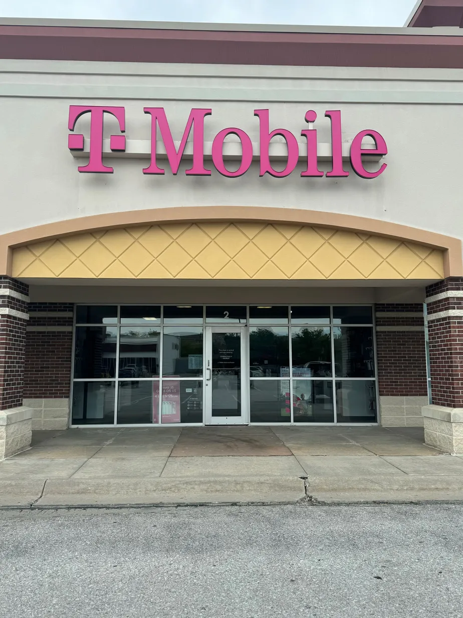 T-Mobile Wright St & S 177th St | Omaha, NE