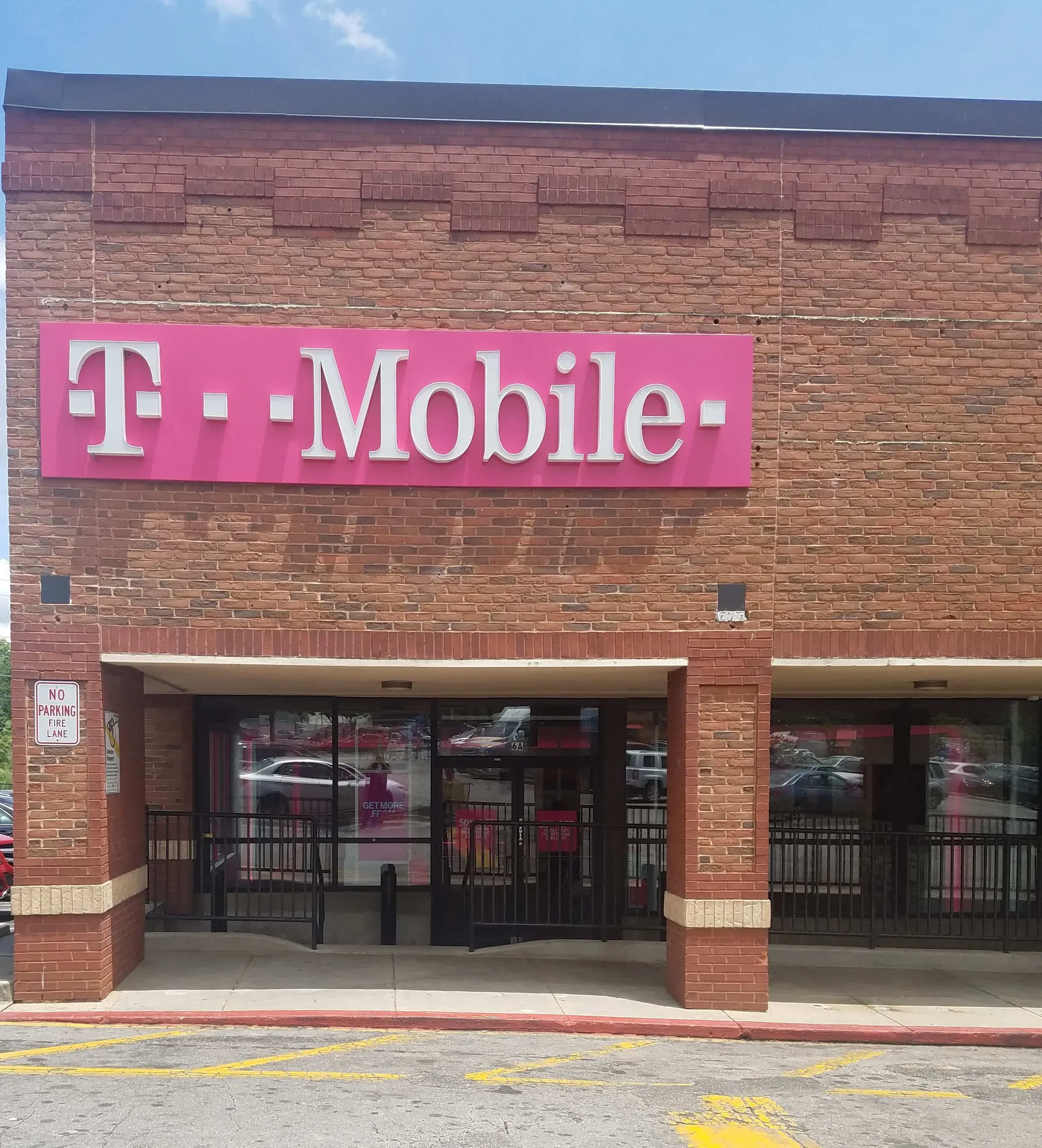 T-Mobile Cascade Av SW & Donnelly Av SW | Atlanta, GA