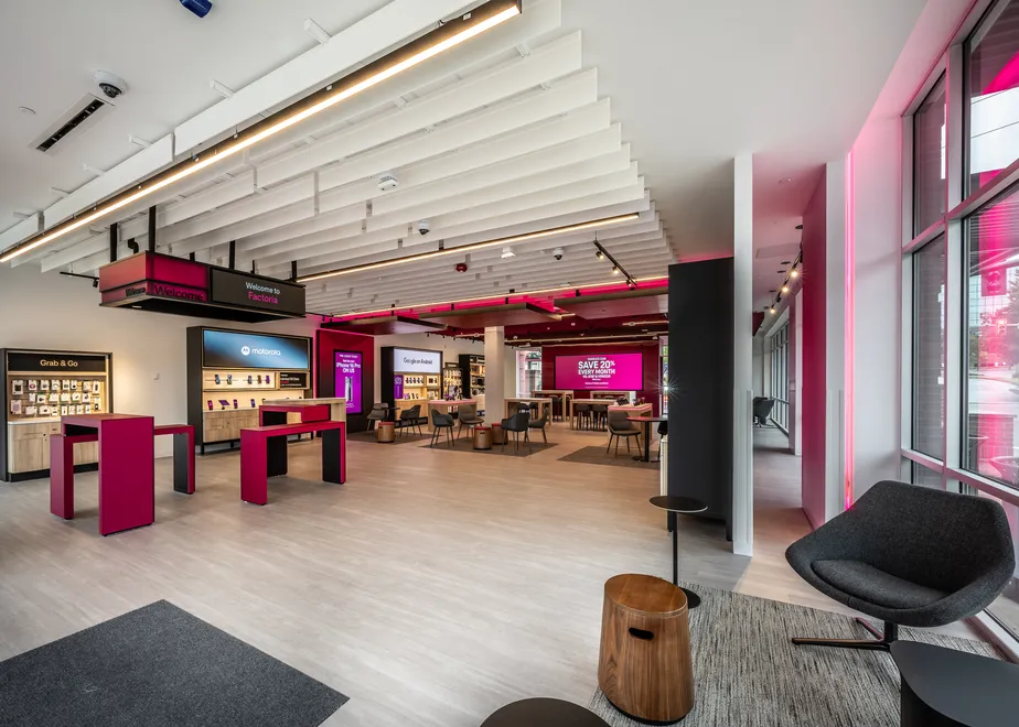 T-Mobile Factoria & SE 36th St | Bellevue, WA
