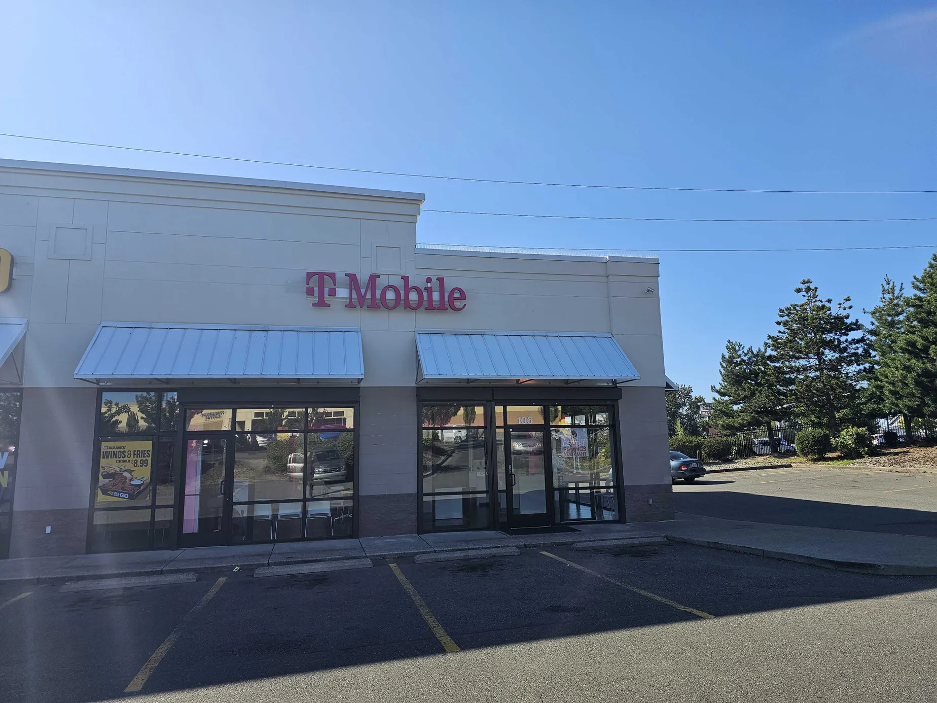 T-Mobile Pacific Hwy S & S 252nd St | Kent, WA