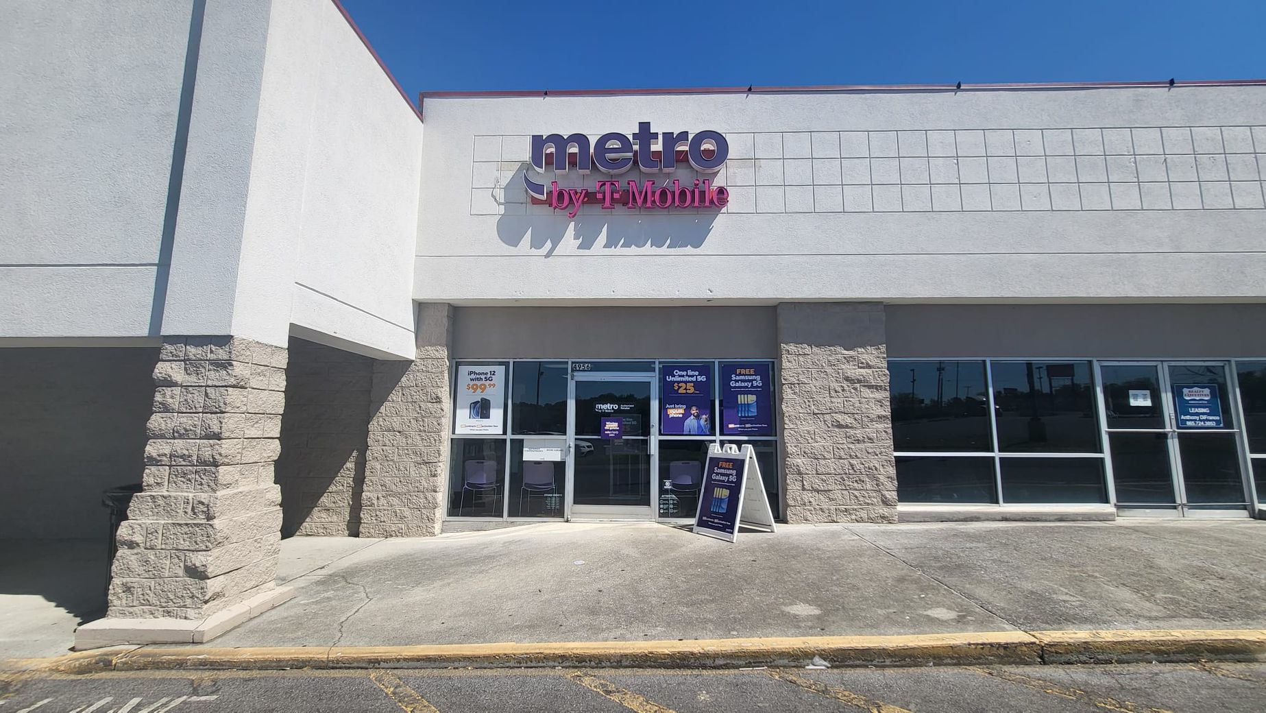 Metro by T-Mobile 4956 Clinton Hwy | Knoxville, TN