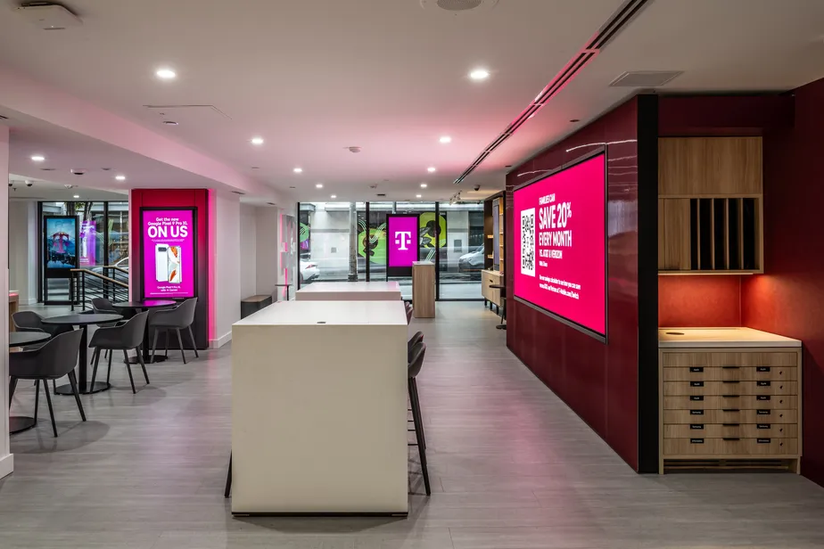 T-Mobile 6th & Pine | Seattle, WA