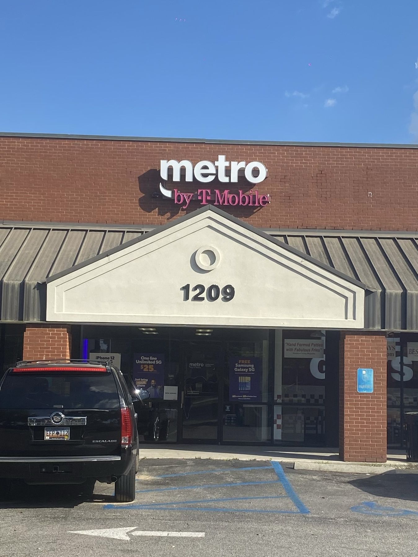 Metro by T-Mobile 1209 N Main St | Summerville, SC