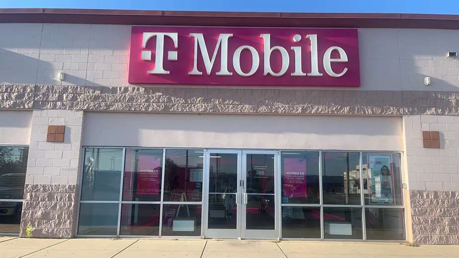 T-Mobile 21st & Amidon | Wichita, KS