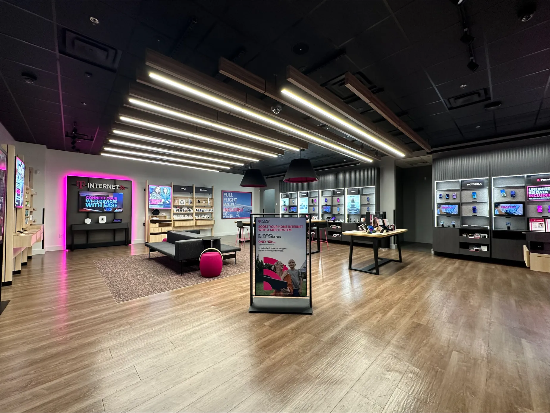 T-Mobile Apple Valley East | Apple Valley, MN