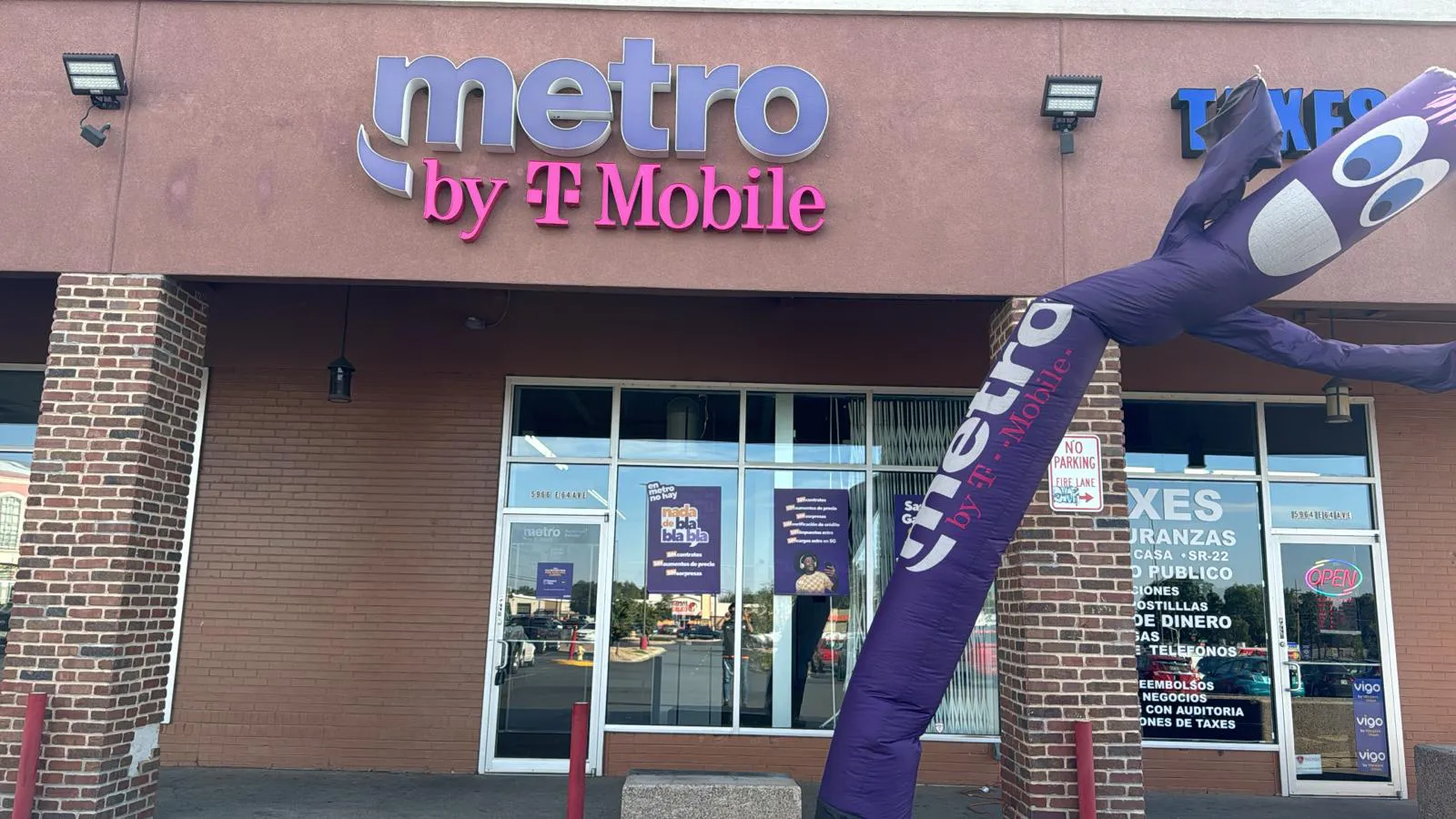 Metro by T-Mobile 5966 E 64th Ave | Denver, CO