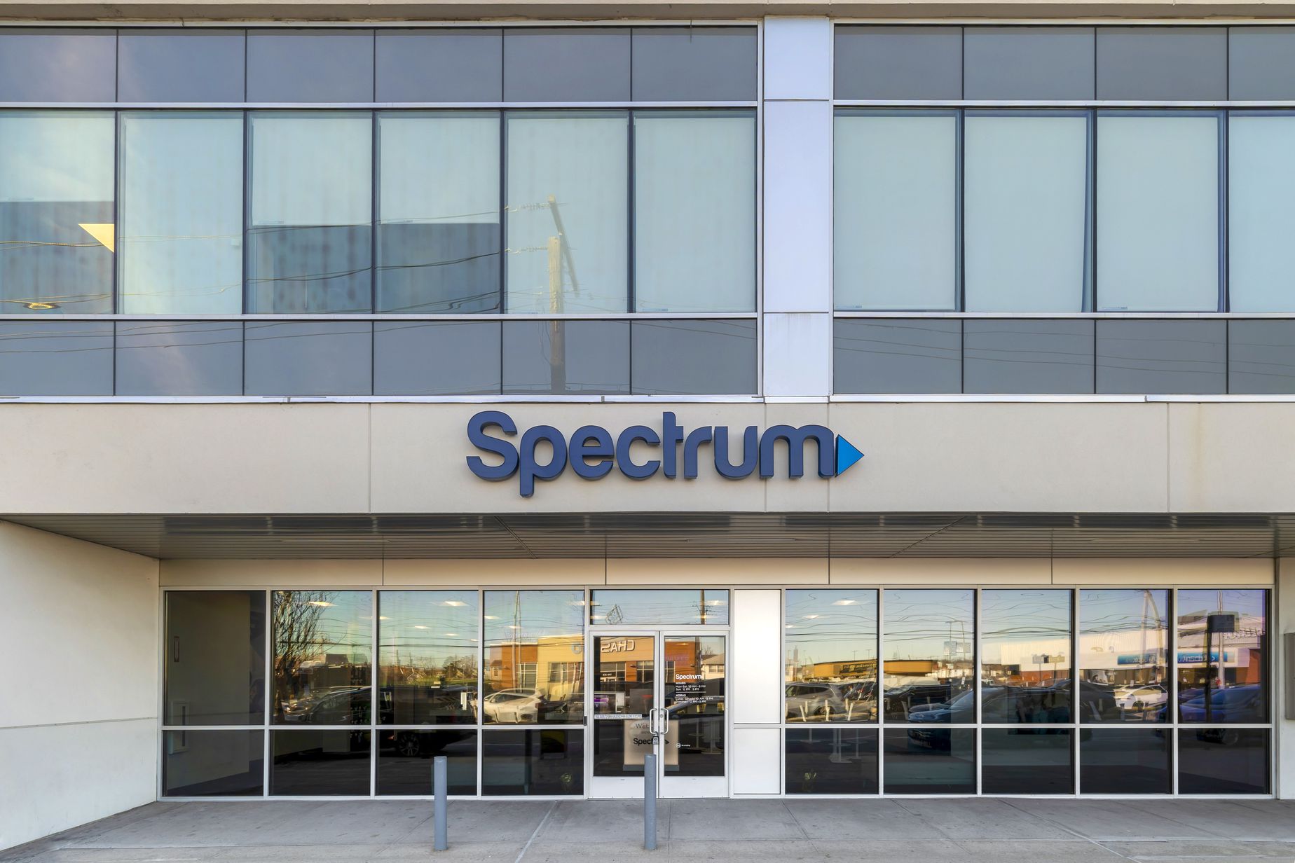 15636 Crossbay Blvd, Howard Beach, NY – Spectrum Store