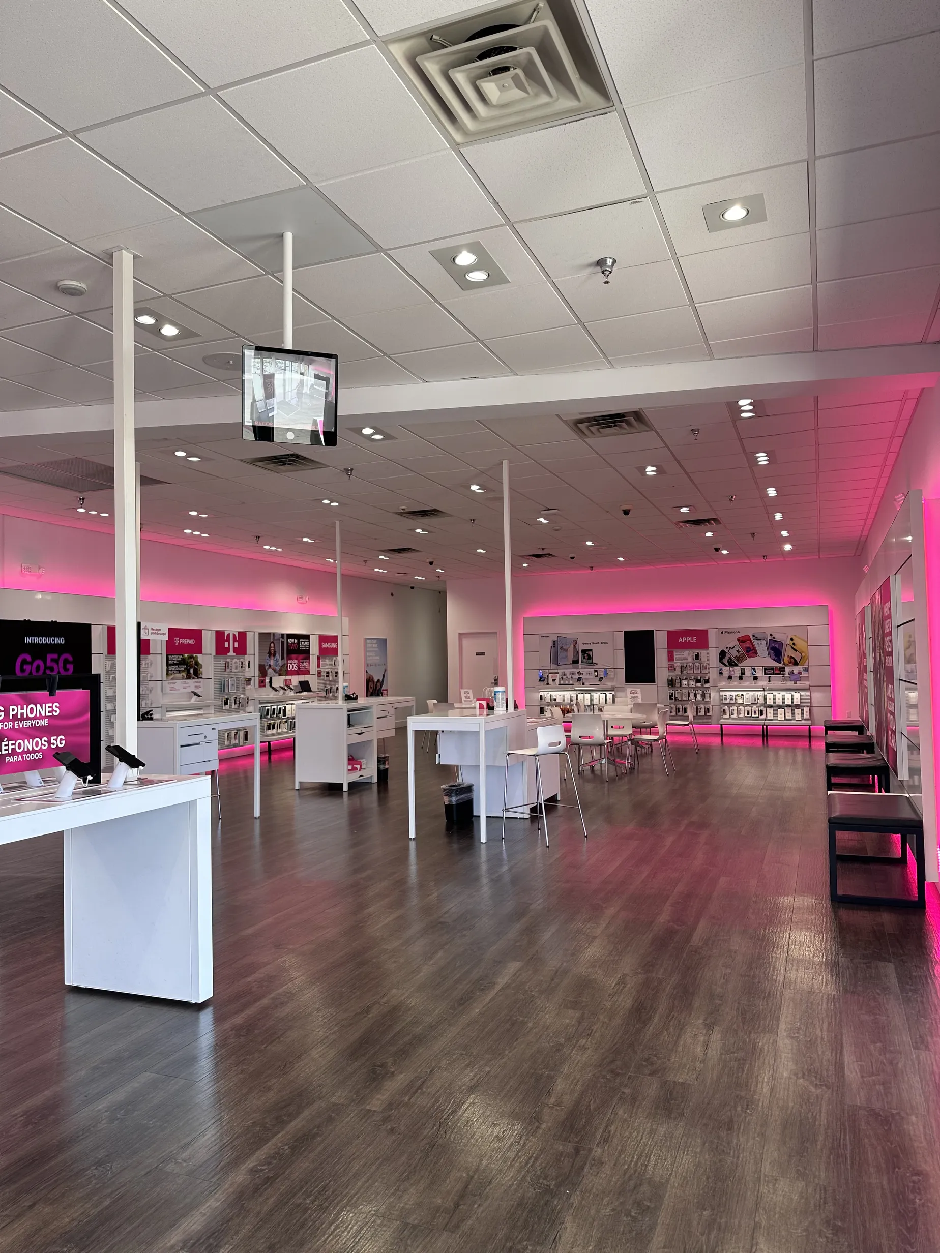 T-Mobile Jefferson | Dallas, TX