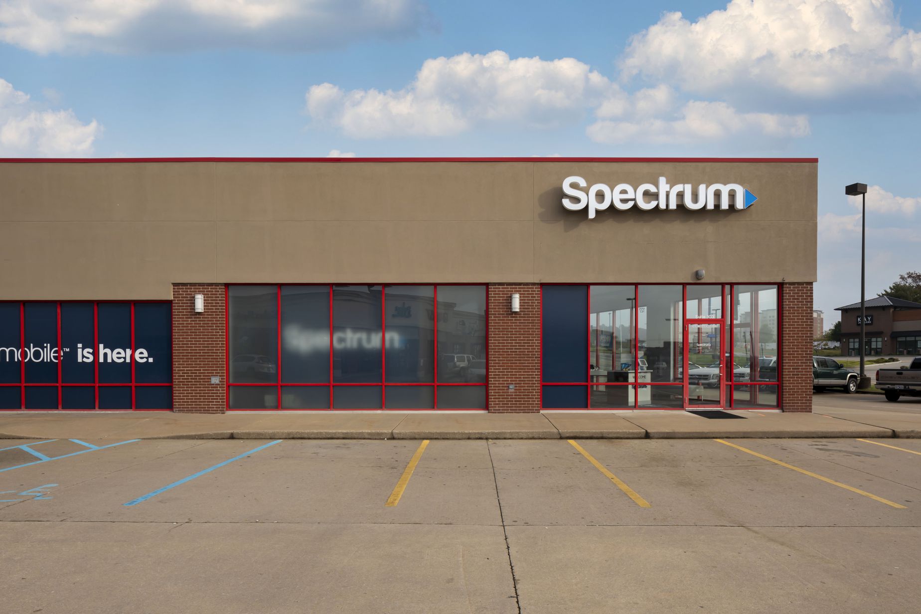 127 Siemers Dr, Cape Girardeau, MO – Spectrum Store