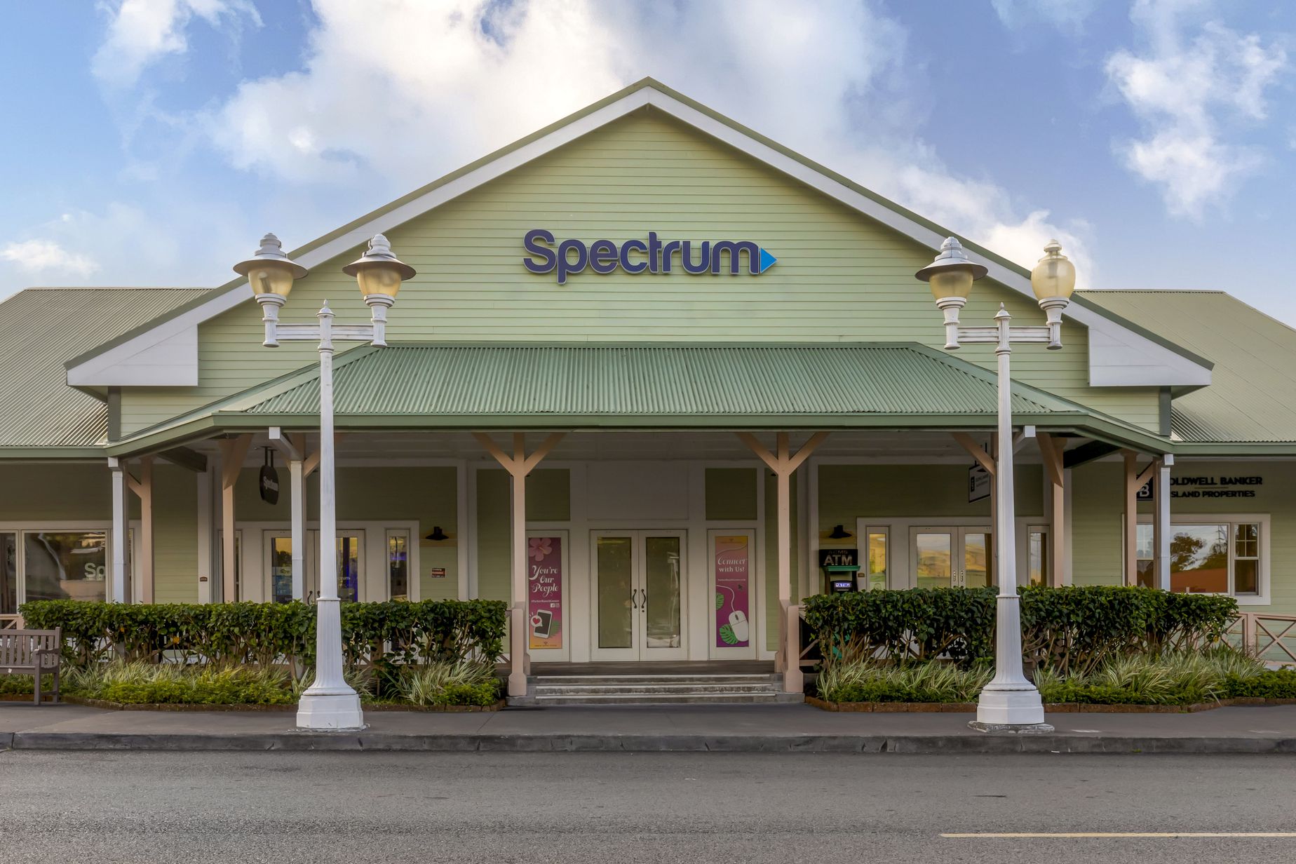 67-1185 Mamalahoa Hwy, Kamuela, HI – Spectrum Store