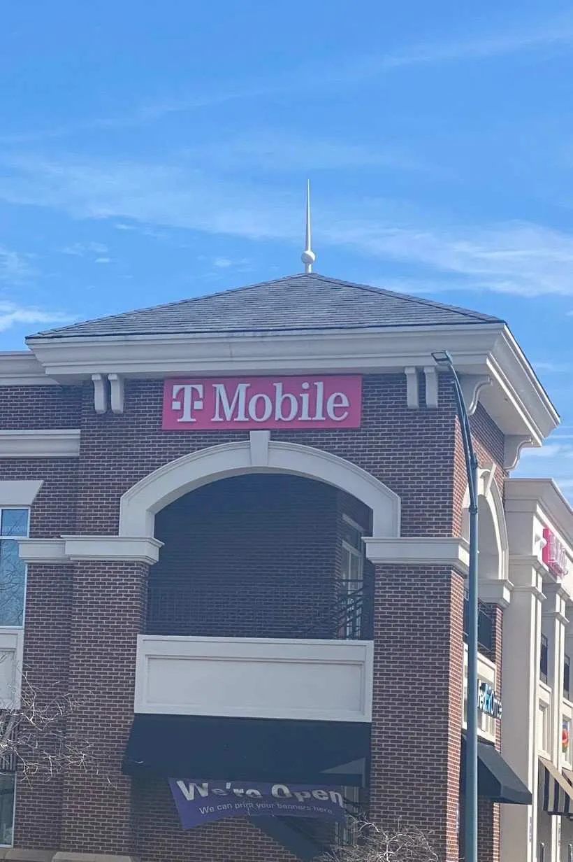 T-Mobile Sharon Rd & Sharon Corners Shopp Dr | Charlotte, NC