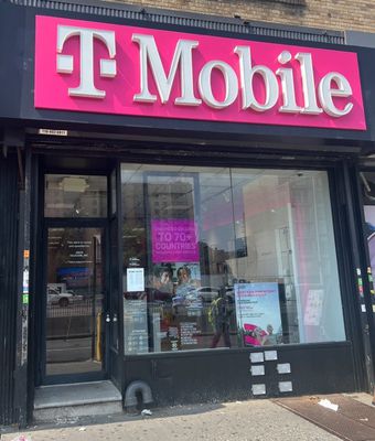 T Mobile Queens Blvd