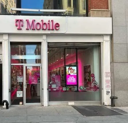 T-Mobile Broadway & Waverly Pl | New York, NY