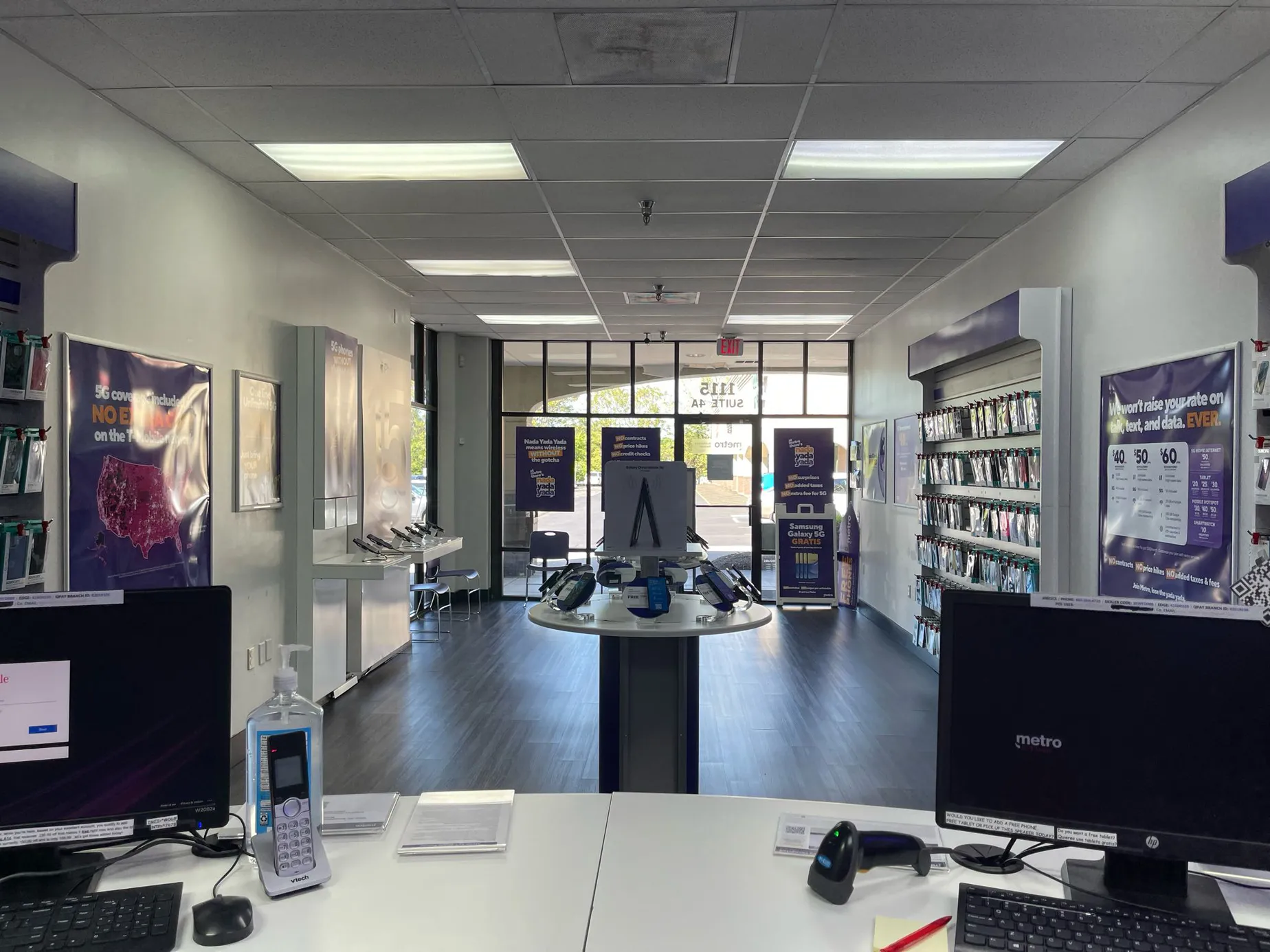 Metro by T-Mobile 1115 N Charles G Seivers Blvd | Clinton, TN