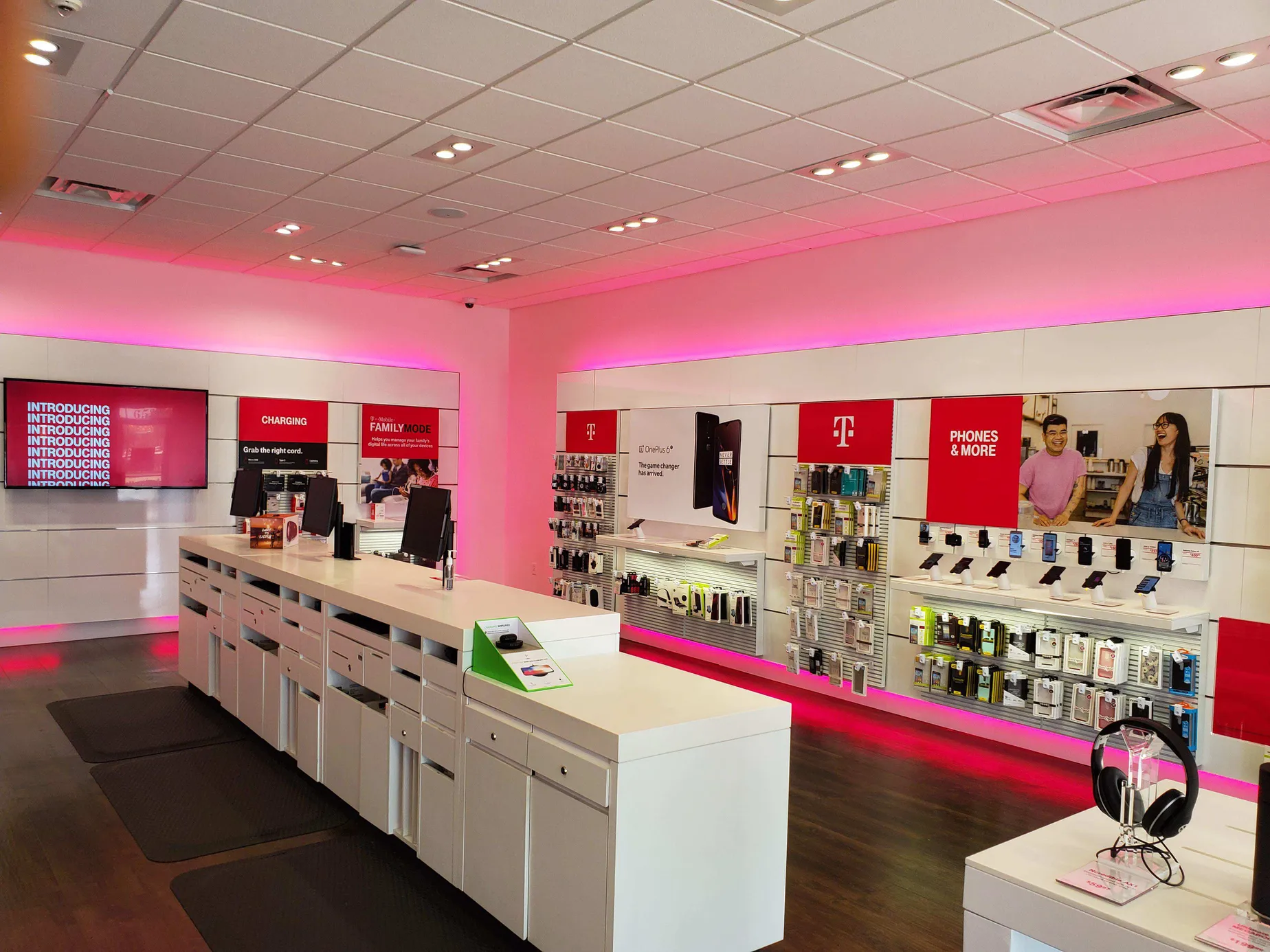 T-Mobile Lake Worth Rd & S Jog Rd | Lake Worth, FL