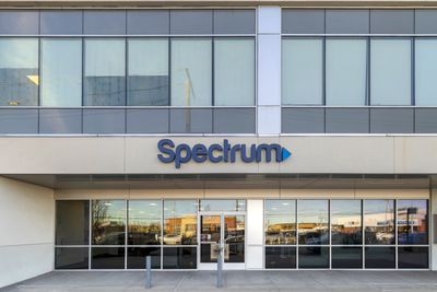 15636 Crossbay Blvd, Howard Beach, NY – Spectrum Store