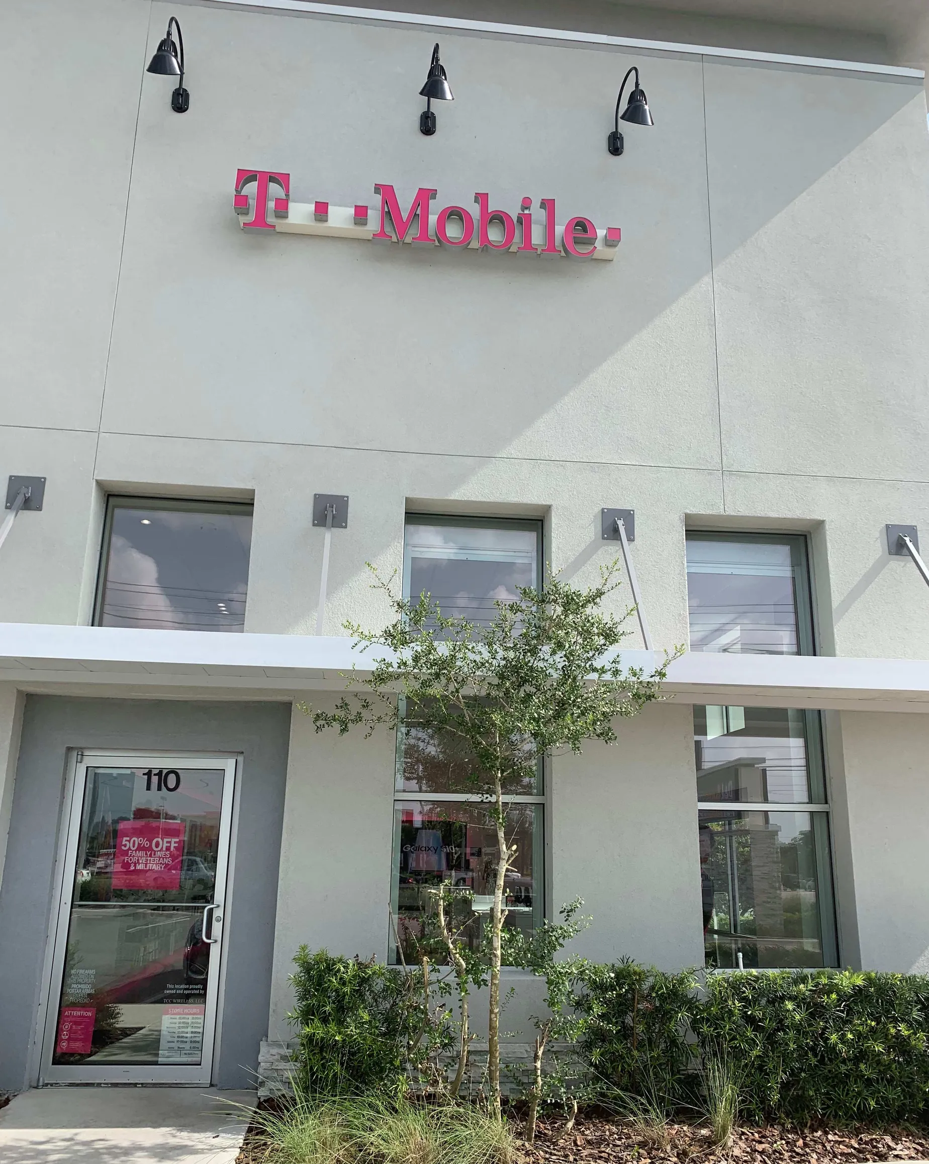 T-Mobile E Colonial Dr & Avalon Park S Blvd | Orlando, FL