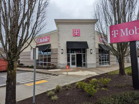 T-Mobile 148th Ave NE & NE 22th St | Bellevue, WA