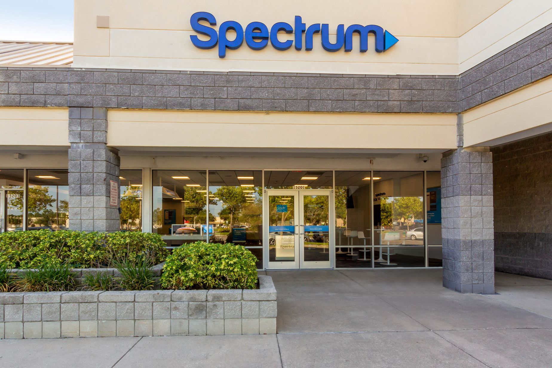 15201 N Dale Mabry Hwy, Tampa, FL – Tienda Spectrum