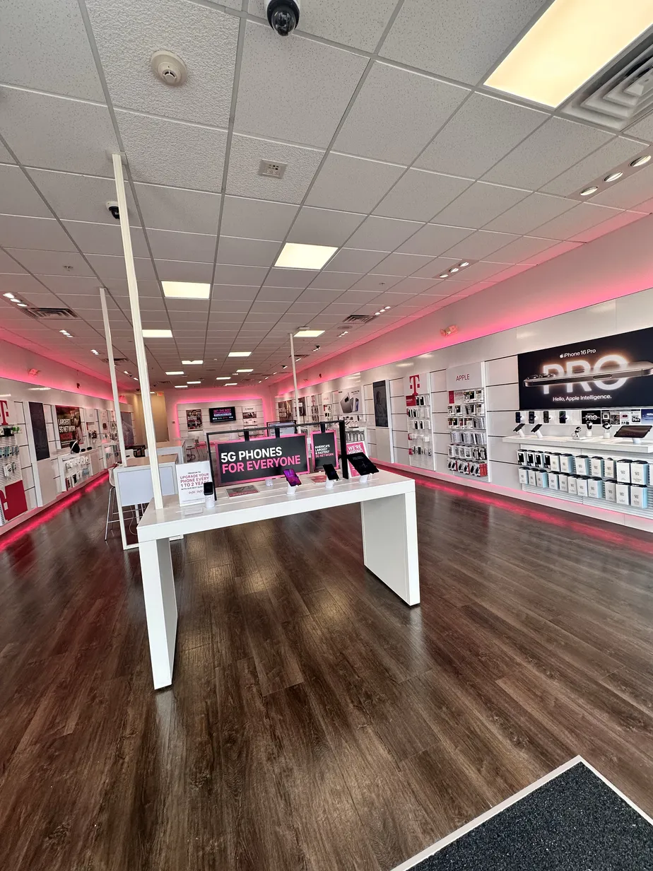 T-Mobile Rt 30 & Greengate | Greensburg, PA