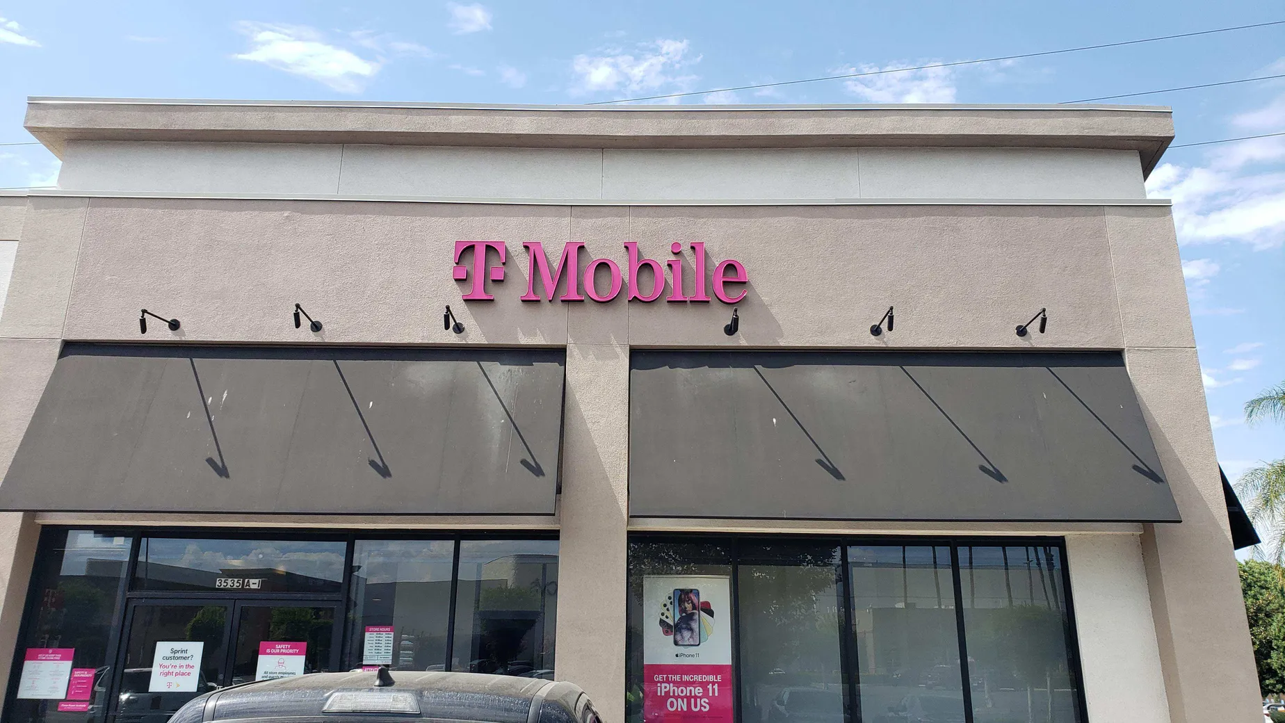 T-Mobile Tyler St & Tyler Mall St | Riverside, CA