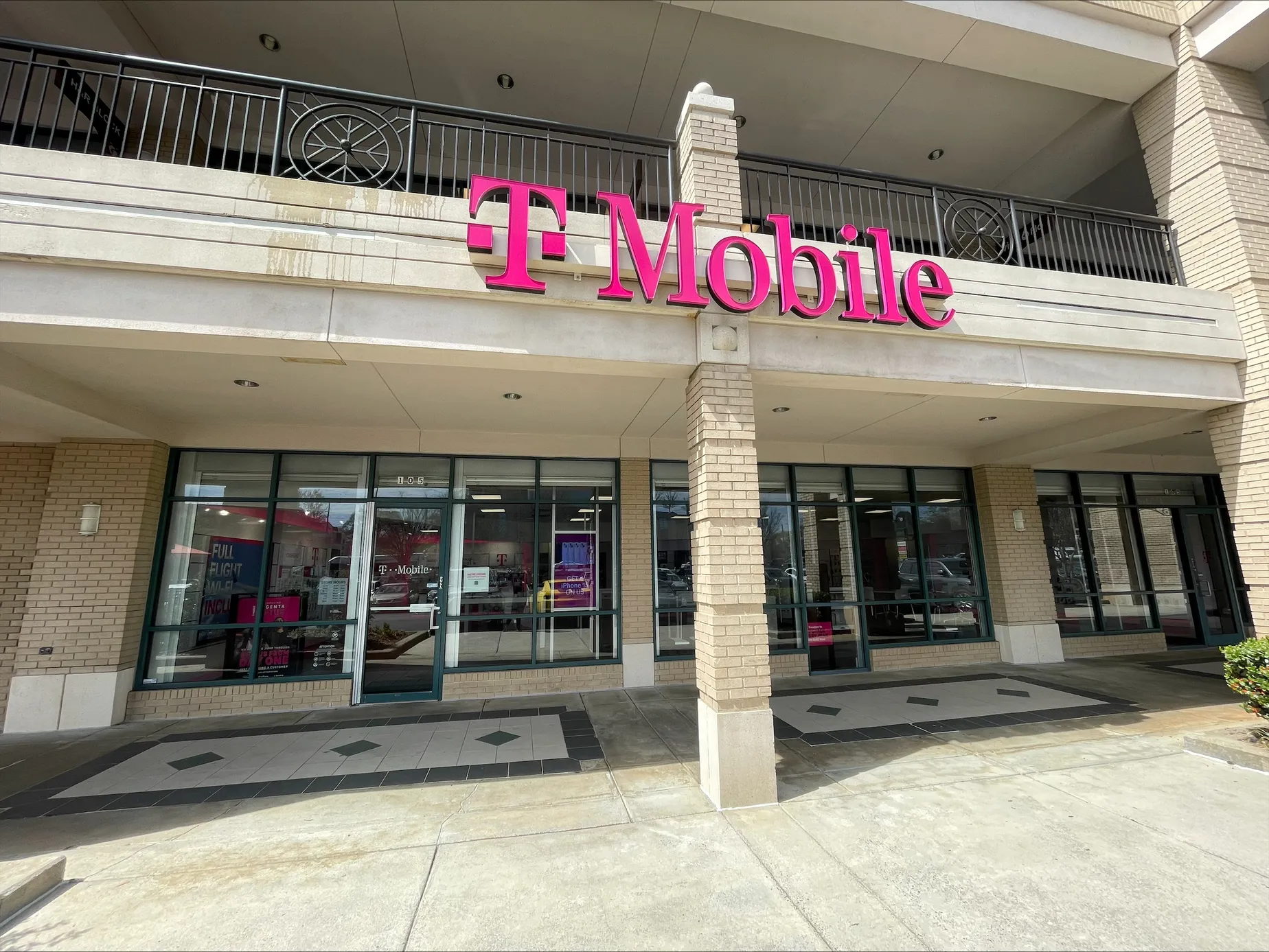 T-Mobile Peachtree Rd & Delmont Dr | Atlanta, GA