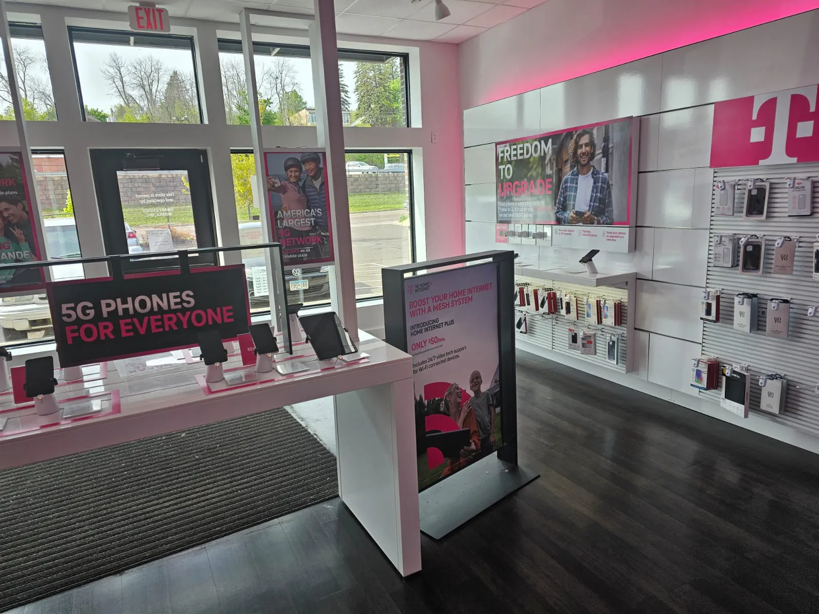 T-Mobile London Rd & 21st Ave | Duluth, MN