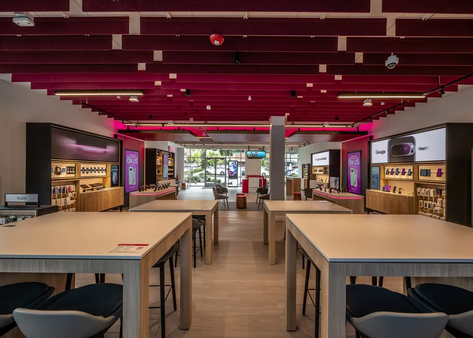 T-Mobile Factoria & SE 36th St | Bellevue, WA