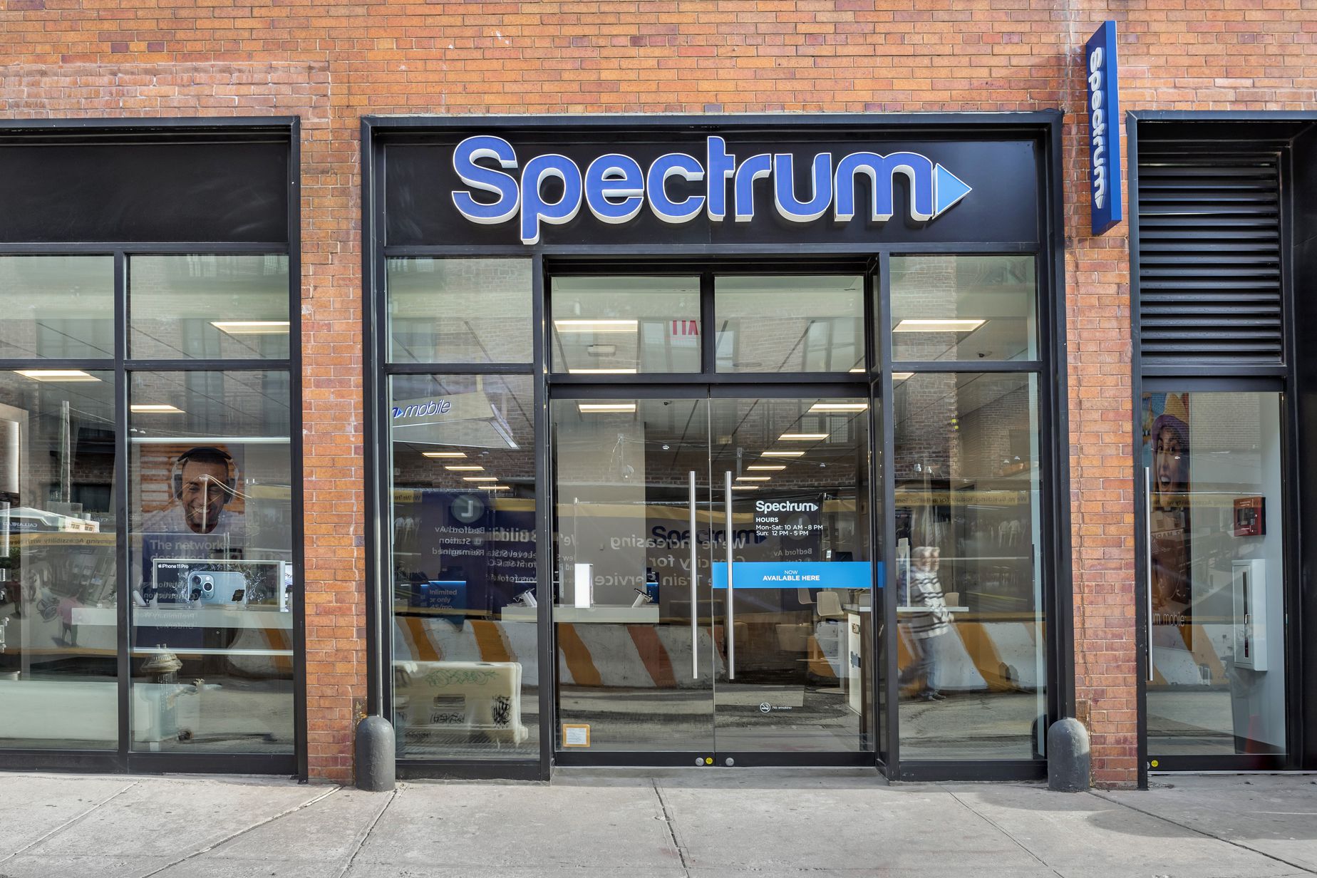177 North 7th St, Brooklyn, NY – Spectrum Store