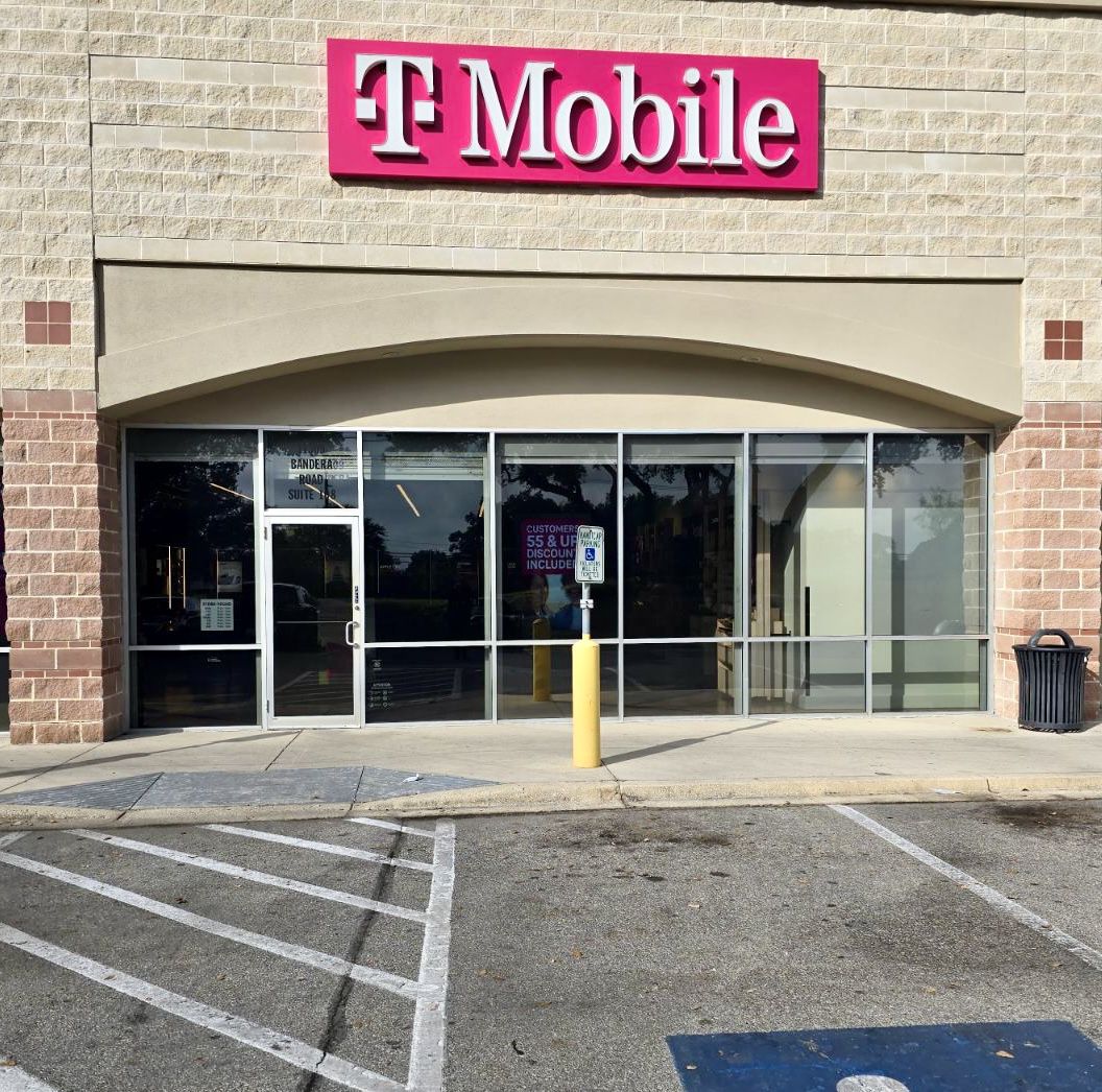 T-Mobile Bandera & Loop 1604: Neighborhood Store in San Antonio, TX