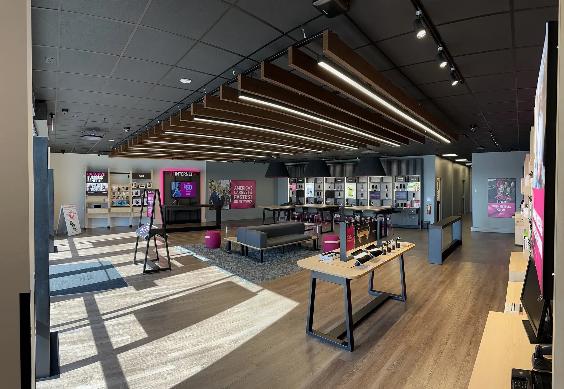 T-Mobile S Oneida St & Willard Dr | Green Bay, WI