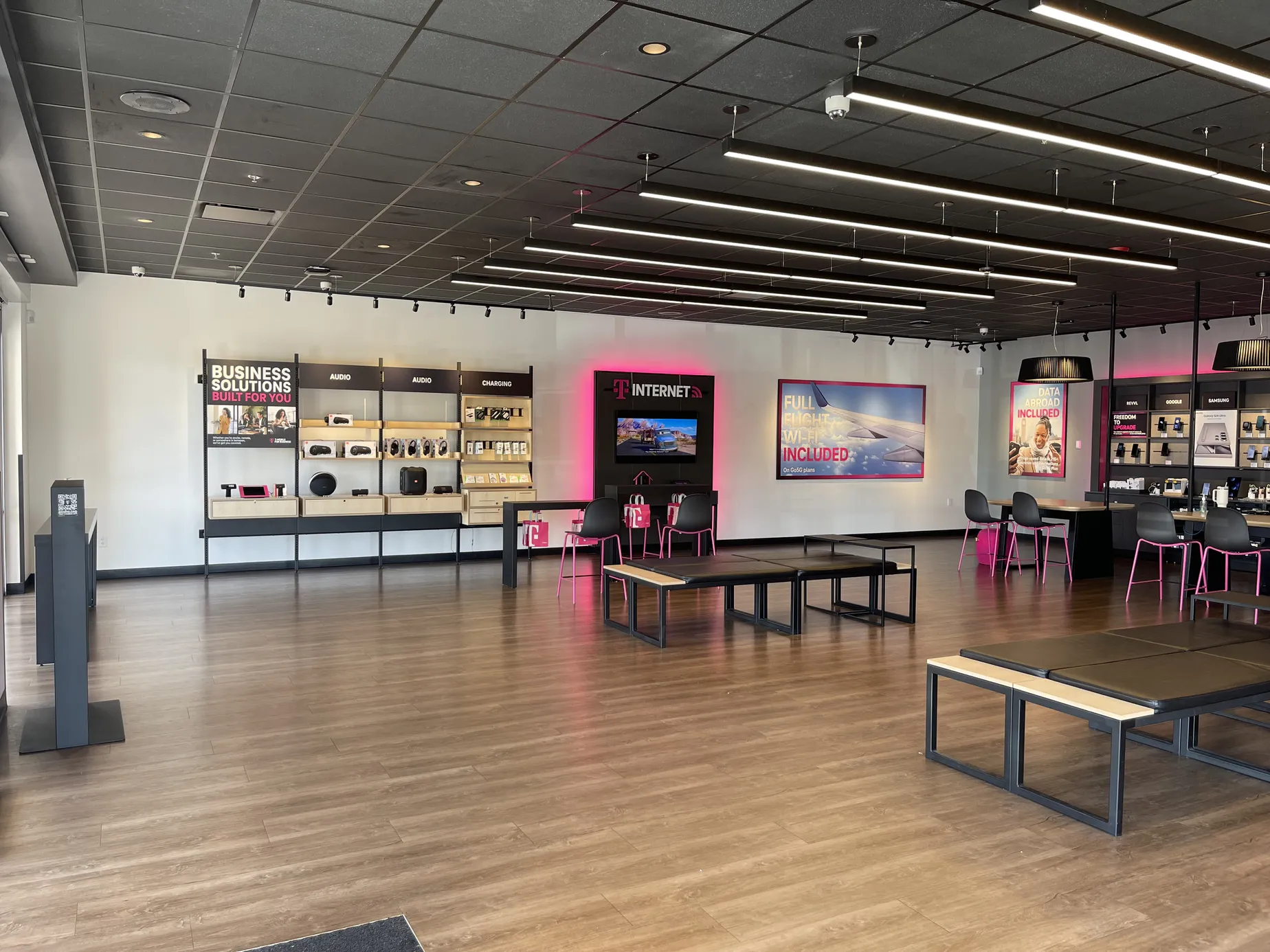 T-Mobile Pebble Creek Pkwy & I-10 | Goodyear, AZ