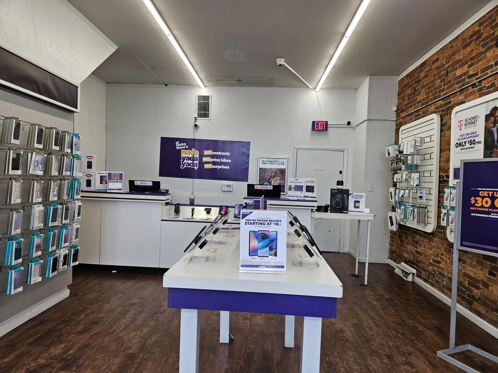 Metro by T-Mobile 1730 E Carson St | Pittsburgh, PA