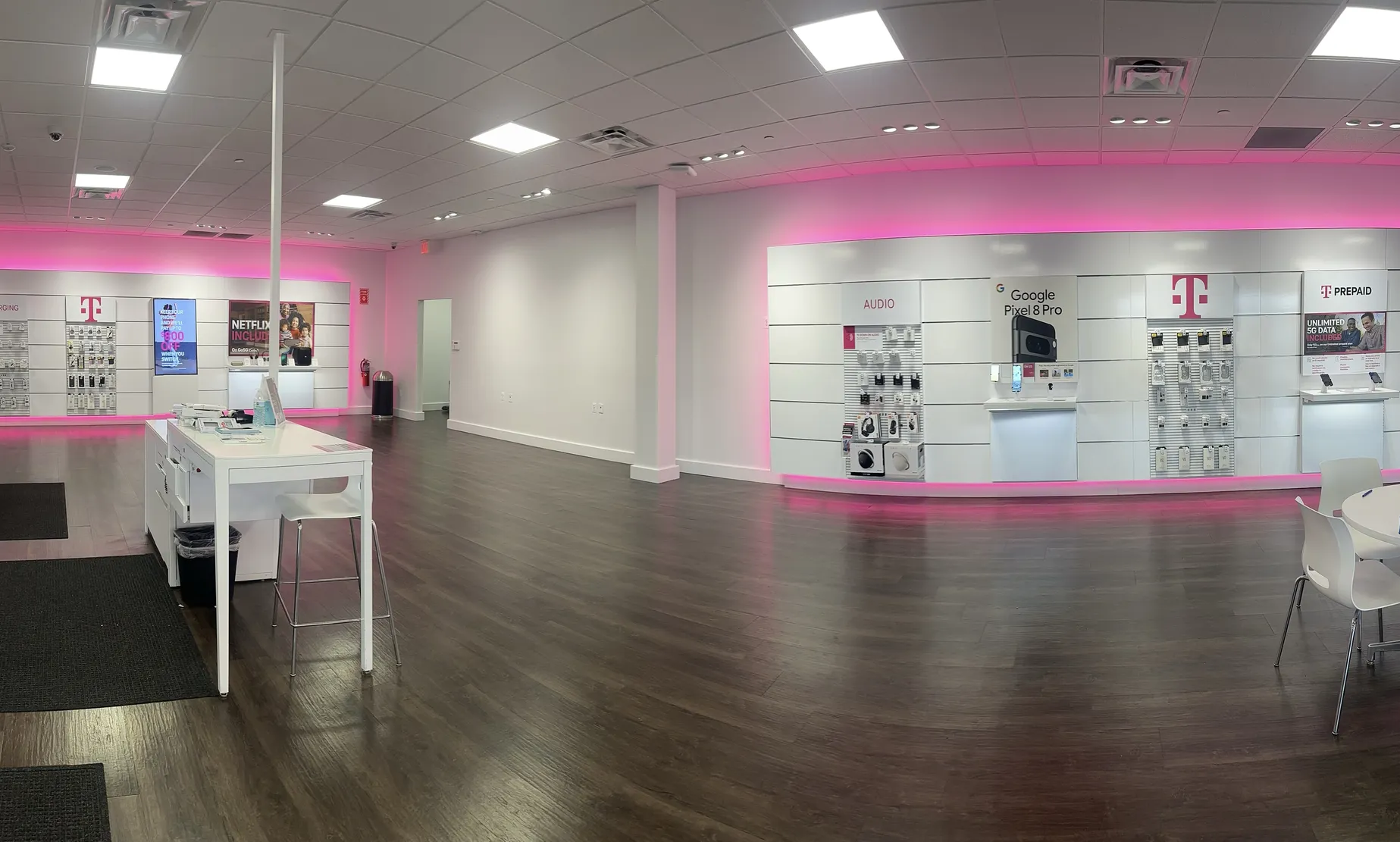 T-Mobile Telegraph & 7 Mile Rd | Detroit, MI