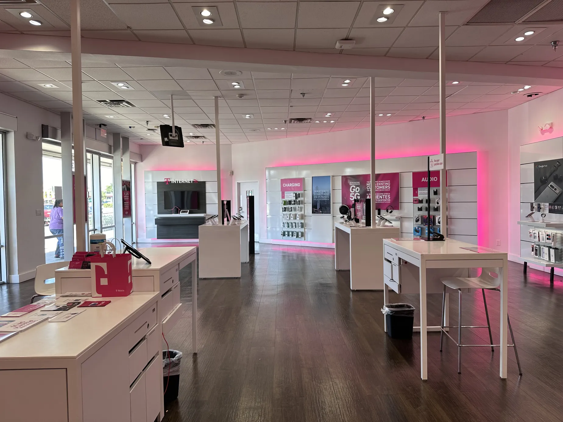 T-Mobile Jefferson | Dallas, TX