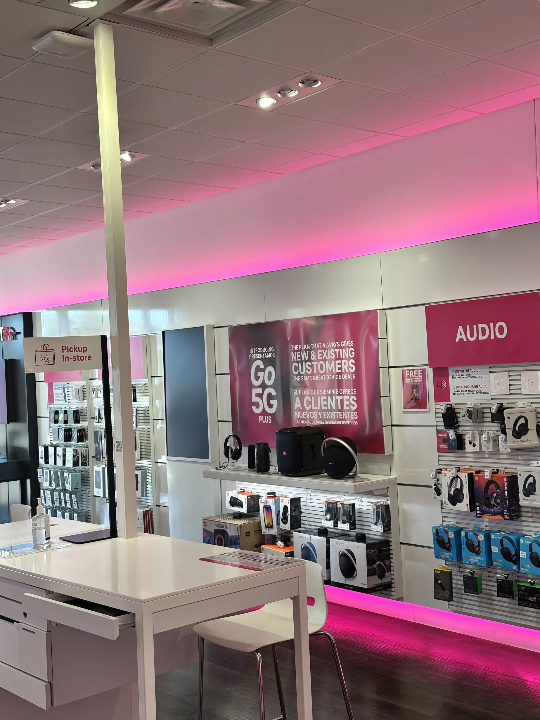 T-Mobile Ih-35 & Hwy 71 | Austin, TX