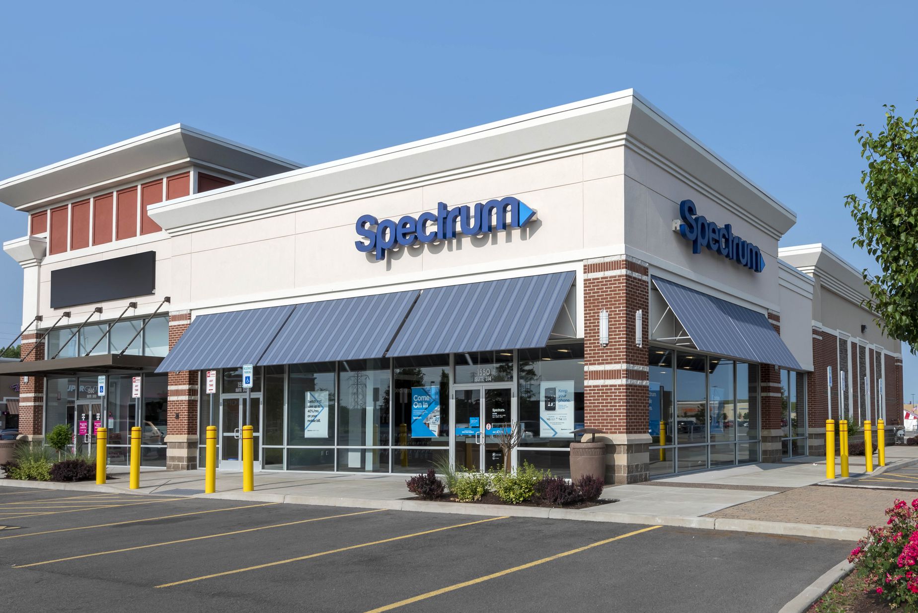 1550 Military Rd, Niagara Falls, NY – Spectrum Store