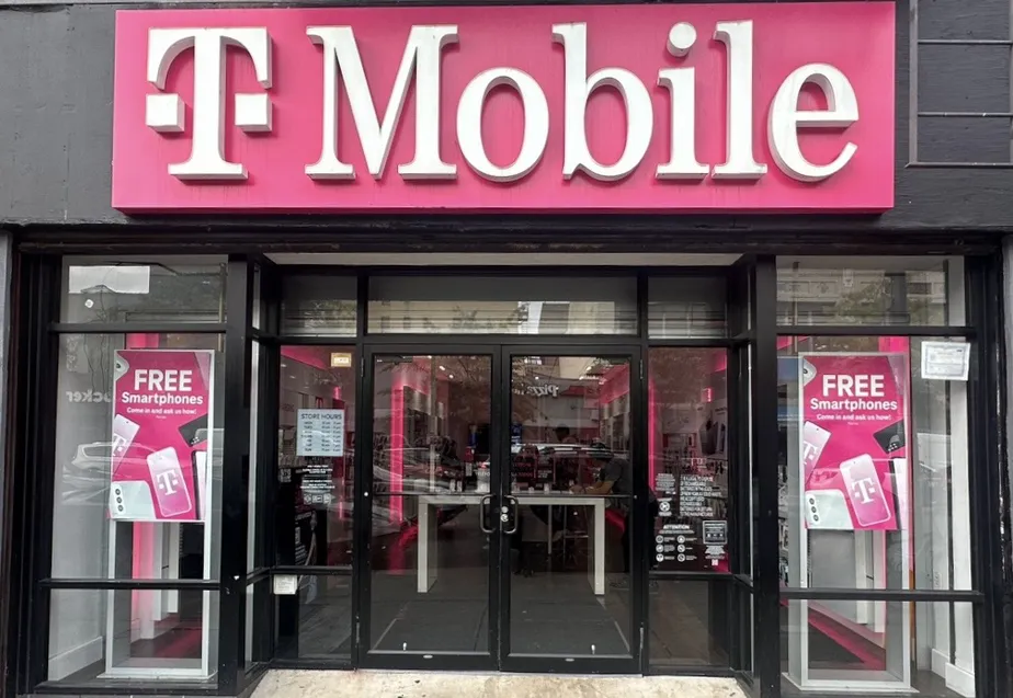 T-Mobile 3rd & 106th | New York, NY