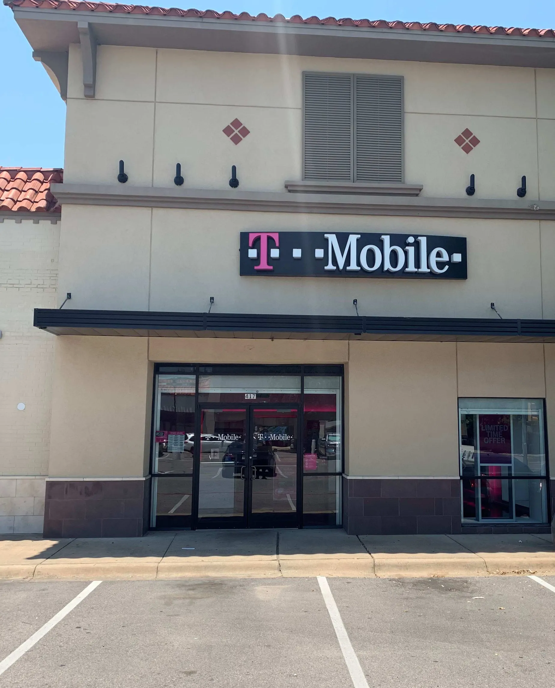 T-Mobile Casa Linda | Dallas, TX