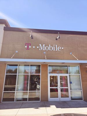 T-Mobile Folsom and 59th: Authorized Retailer in Sacramento, CA