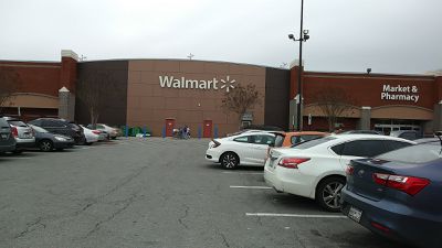 Boost Mobile dentro de Walmart en 5450 New Hope Commons Dr, Durham, NC ...