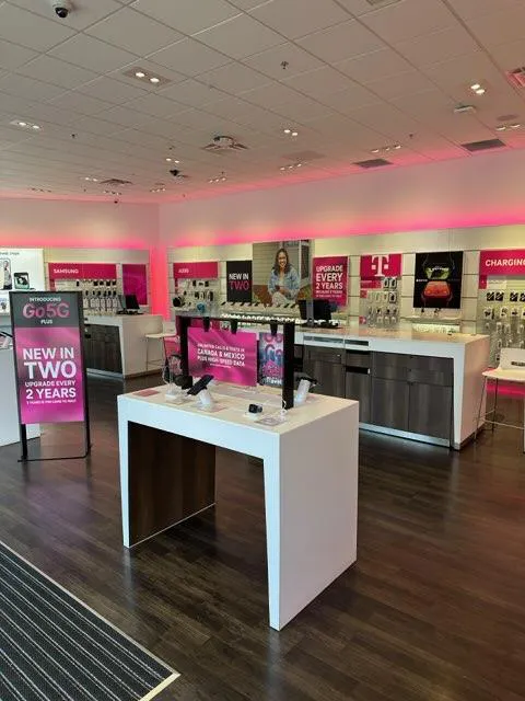 T-Mobile Moreland & Brantley | Atlanta, GA