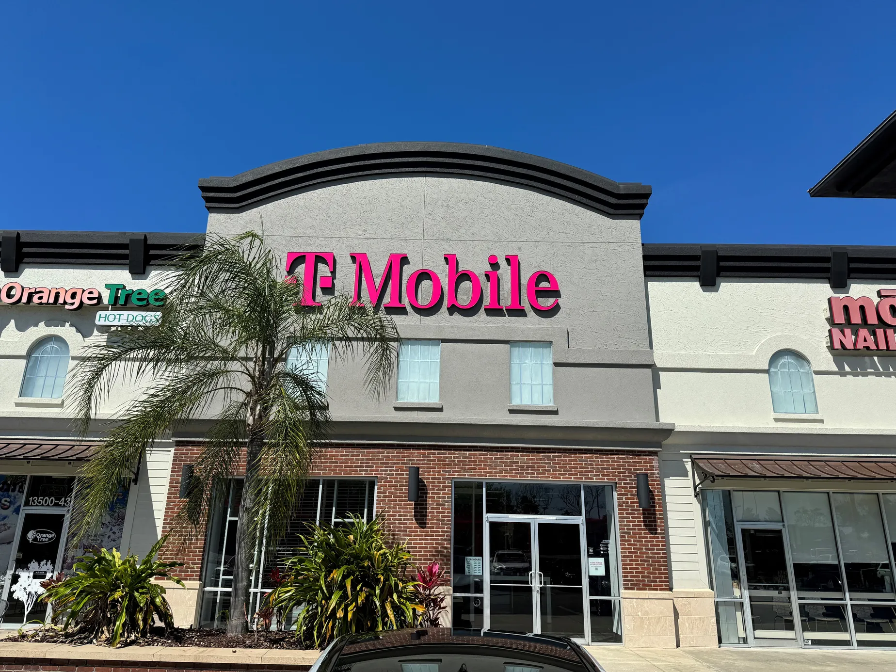 T-Mobile Beach & Hodges | Jacksonville, FL