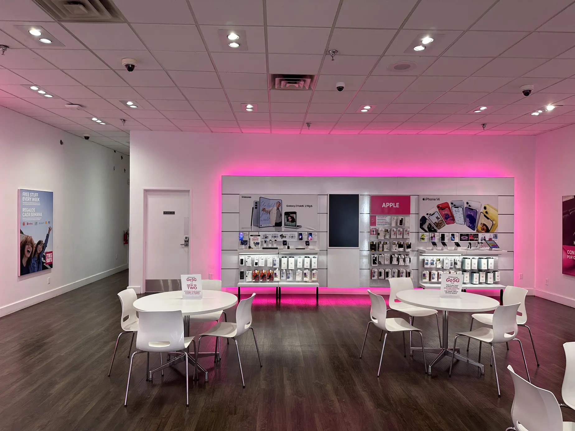 T-Mobile Jefferson | Dallas, TX